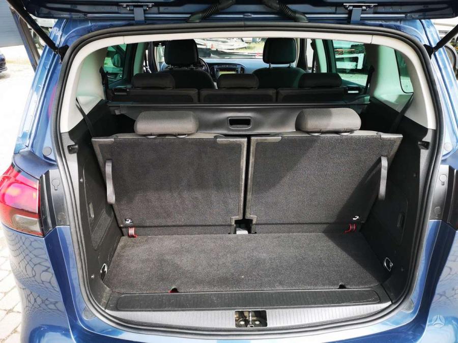 Blue Opel Zafira Tourer 2018 in Radviliskis, with an engine capacity of 1.36 L and mileage of 167 thousand km for 7750 €, photo 19 on AUTOMOTO.COM.LV
