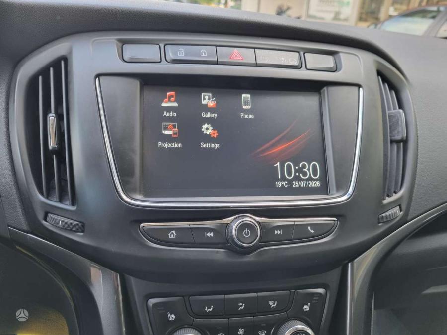 Zils Opel Zafira Tourer 2019 Rīga, ar dzinēja tilpumu 1.96 L un nobraukumu 159 tūkst. km par 11700 €, foto 12 vietnē AUTOMOTO.COM.LV