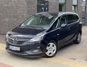 Blue Opel Zafira Tourer 2019 in Marijampole, with an engine capacity of 1.96 L and mileage of 223 thousand km for 8450 €, photo 8 on AUTOMOTO.COM.LV