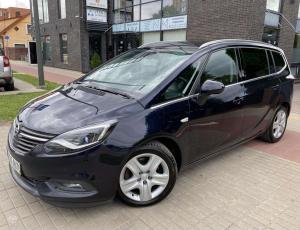 Blue Opel Zafira Tourer 2019 in Marijampole, with an engine capacity of 1.96 L and mileage of 223 thousand km for 8450 €, photo 10 on AUTOMOTO.COM.LV