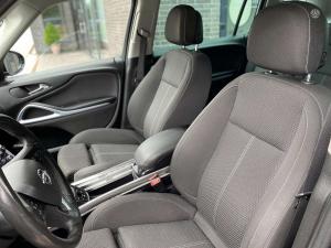 Blue Opel Zafira Tourer 2019 in Marijampole, with an engine capacity of 1.96 L and mileage of 223 thousand km for 8450 €, photo 22 on AUTOMOTO.COM.LV
