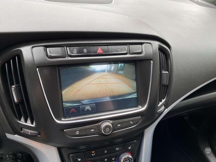 Blue Opel Zafira Tourer 2019 in Marijampole, with an engine capacity of 1.96 L and mileage of 223 thousand km for 8450 €, photo 28 on AUTOMOTO.COM.LV