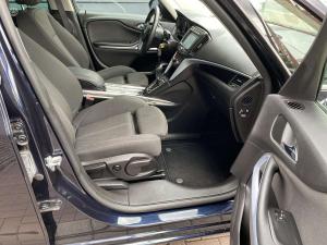 Blue Opel Zafira Tourer 2019 in Marijampole, with an engine capacity of 1.96 L and mileage of 223 thousand km for 8450 €, photo 29 on AUTOMOTO.COM.LV