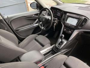 Blue Opel Zafira Tourer 2019 in Marijampole, with an engine capacity of 1.96 L and mileage of 223 thousand km for 8450 €, photo 31 on AUTOMOTO.COM.LV