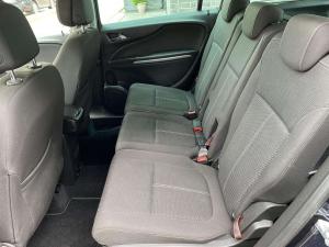 Blue Opel Zafira Tourer 2019 in Marijampole, with an engine capacity of 1.96 L and mileage of 223 thousand km for 8450 €, photo 33 on AUTOMOTO.COM.LV