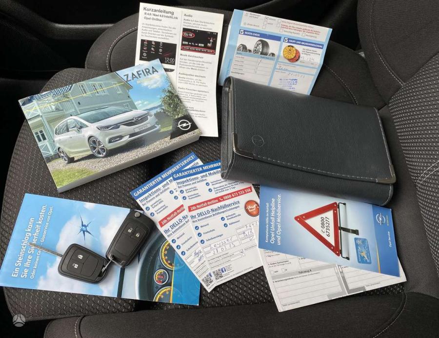 Blue Opel Zafira Tourer 2019 in Marijampole, with an engine capacity of 1.96 L and mileage of 223 thousand km for 8450 €, photo 36 on AUTOMOTO.COM.LV