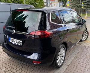 Blue Opel Zafira Tourer 2019 in Marijampole, with an engine capacity of 1.96 L and mileage of 249 thousand km for 8350 €, photo 18 on AUTOMOTO.COM.LV