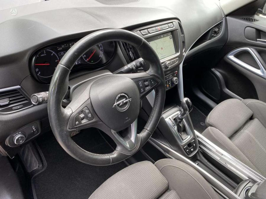 Blue Opel Zafira Tourer 2019 in Marijampole, with an engine capacity of 1.96 L and mileage of 249 thousand km for 8350 €, photo 25 on AUTOMOTO.COM.LV