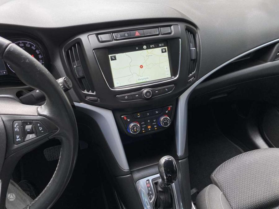 Blue Opel Zafira Tourer 2019 in Marijampole, with an engine capacity of 1.96 L and mileage of 249 thousand km for 8350 €, photo 30 on AUTOMOTO.COM.LV