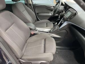Blue Opel Zafira Tourer 2019 in Marijampole, with an engine capacity of 1.96 L and mileage of 249 thousand km for 8350 €, photo 39 on AUTOMOTO.COM.LV