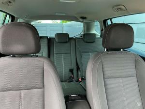 Blue Opel Zafira Tourer 2019 in Marijampole, with an engine capacity of 1.96 L and mileage of 249 thousand km for 8350 €, photo 45 on AUTOMOTO.COM.LV