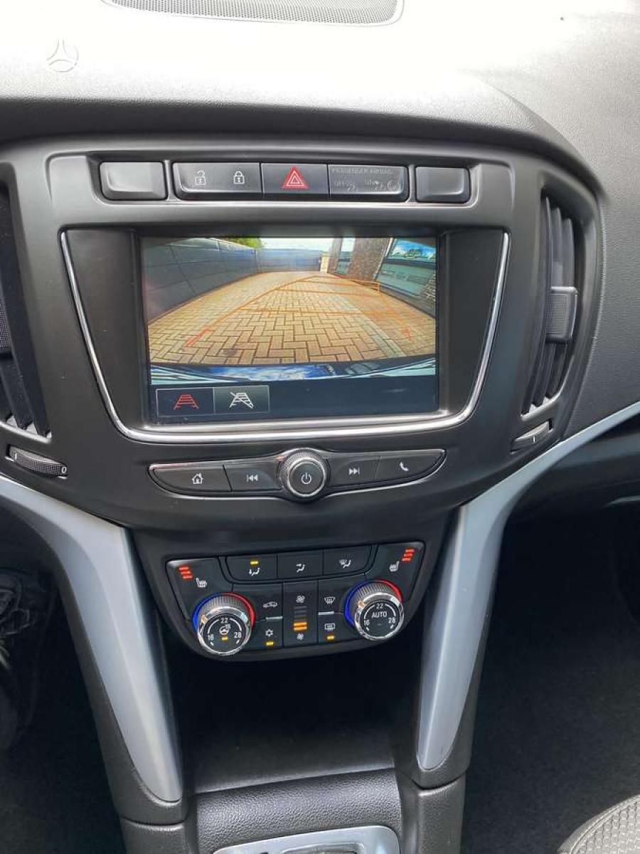 Blue Opel Zafira Tourer 2019 in Marijampole, with an engine capacity of 1.96 L and mileage of 249 thousand km for 8350 €, photo 50 on AUTOMOTO.COM.LV