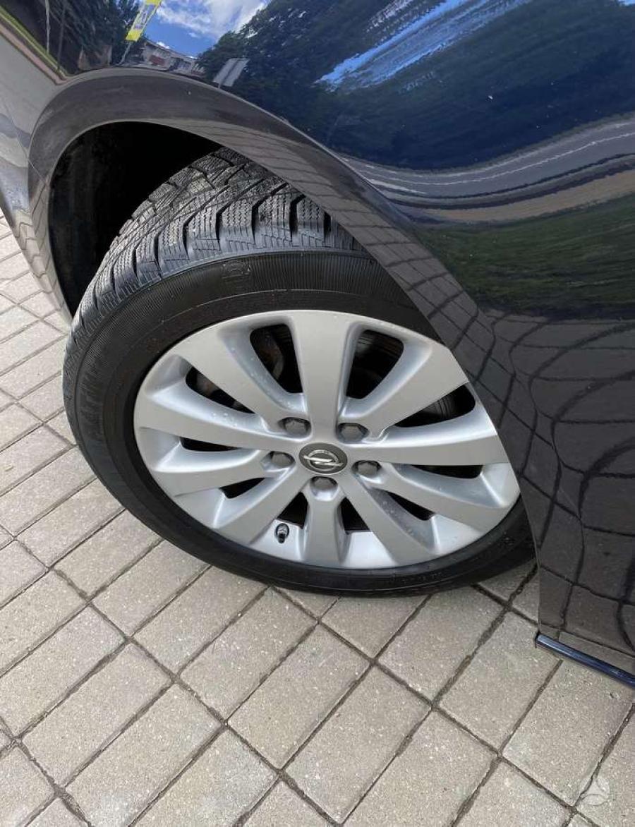 Blue Opel Zafira Tourer 2019 in Marijampole, with an engine capacity of 1.96 L and mileage of 249 thousand km for 8350 €, photo 51 on AUTOMOTO.COM.LV