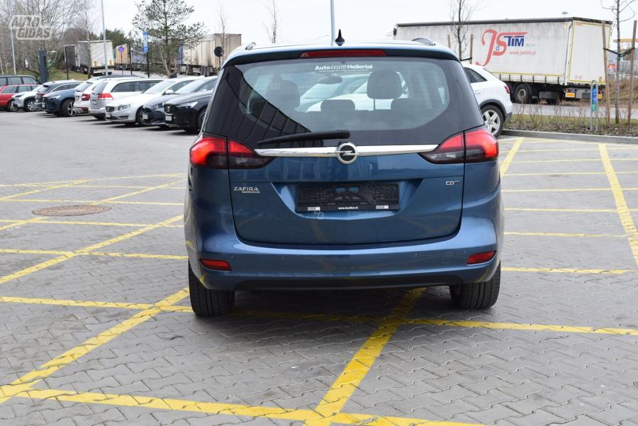 Blue Opel Zafira Tourer 2013 in Vilnius, with an engine capacity of 2.00 L and mileage of 263 thousand km for 4900 €, photo 7 on AUTOMOTO.COM.LV