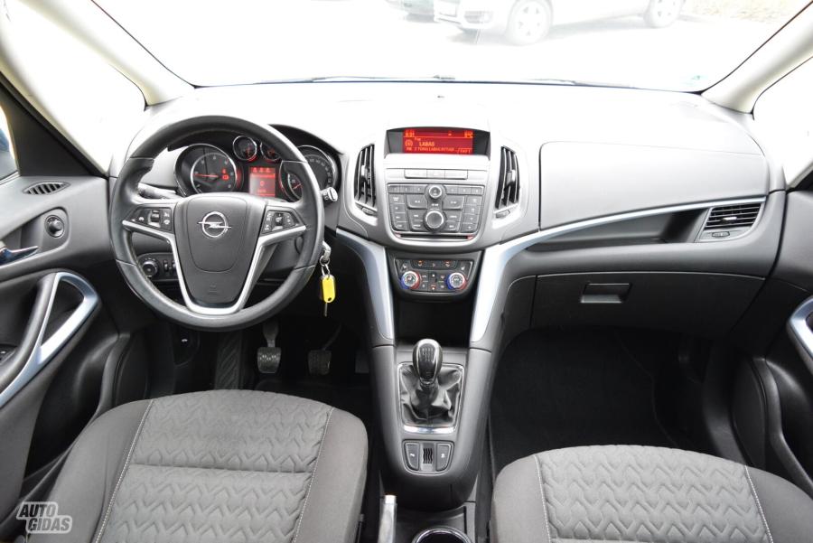 Blue Opel Zafira Tourer 2013 in Vilnius, with an engine capacity of 2.00 L and mileage of 263 thousand km for 4900 €, photo 13 on AUTOMOTO.COM.LV