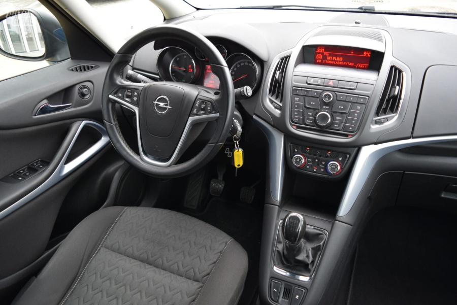 Blue Opel Zafira Tourer 2013 in Vilnius, with an engine capacity of 2.00 L and mileage of 263 thousand km for 4900 €, photo 14 on AUTOMOTO.COM.LV