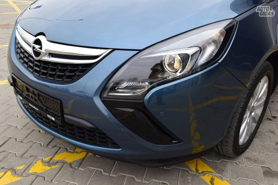 Blue Opel Zafira Tourer 2013 in Vilnius, with an engine capacity of 2.00 L and mileage of 263 thousand km for 4900 €, photo 22 on AUTOMOTO.COM.LV