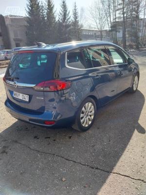 Zils Opel Zafira Tourer 2016 Viļņa, ar dzinēja tilpumu 2.00 L un nobraukumu 241 tūkst. km par 7200 €, foto 3 vietnē AUTOMOTO.COM.LV