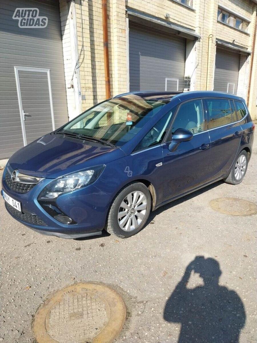 Zils Opel Zafira Tourer 2016 Viļņa, ar dzinēja tilpumu 2.00 L un nobraukumu 241 tūkst. km par 7200 €, foto 6 vietnē AUTOMOTO.COM.LV