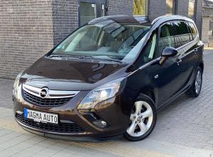 Brown Opel Zafira Tourer 2012 in Marijampole, with an engine capacity of 1.96 L and mileage of 239 thousand km for 6950 €, photo 2 on AUTOMOTO.COM.LV