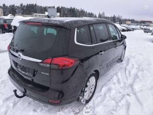 Brown Opel Zafira Tourer 2012 in Utena, with an engine capacity of 2.00 L and mileage of 277 thousand km for 4950 €, photo 8 on AUTOMOTO.COM.LV