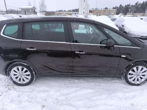 Brown Opel Zafira Tourer 2012 in Utena, with an engine capacity of 2.00 L and mileage of 277 thousand km for 4950 €, photo 11 on AUTOMOTO.COM.LV
