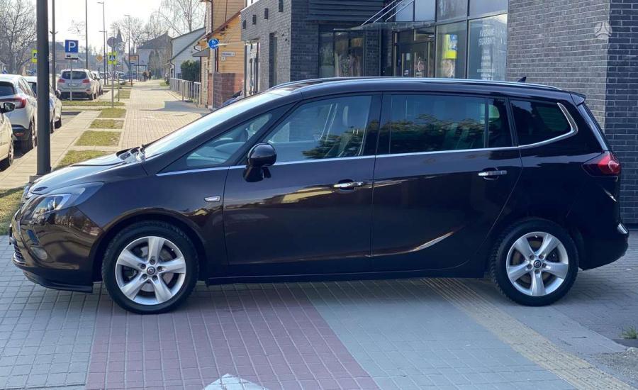 Brūns Opel Zafira Tourer 2012 Marijampole, ar dzinēja tilpumu 1.96 L un nobraukumu 239 tūkst. km par 6950 €, foto 12 vietnē AUTOMOTO.COM.LV