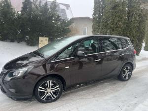 Коричневый Опель Zafira Tourer 2012 в Пренай, объемом двигателя 1.96 л и пробегом 209 тыс. км за 4950 €, фото 2 на AUTOMOTO.COM.LV
