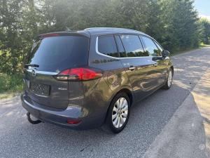 Brūns Opel Zafira Tourer 2012 Utena, ar dzinēja tilpumu 1.96 L un nobraukumu 182 tūkst. km par 5250 €, foto 5 vietnē AUTOMOTO.COM.LV
