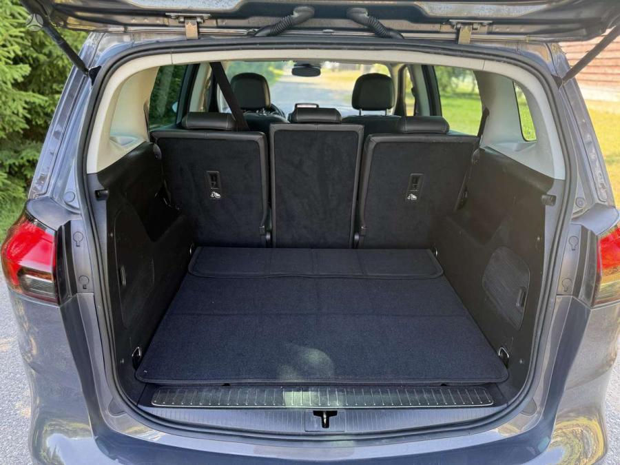 Brūns Opel Zafira Tourer 2012 Utena, ar dzinēja tilpumu 1.96 L un nobraukumu 182 tūkst. km par 5250 €, foto 8 vietnē AUTOMOTO.COM.LV