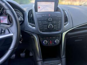 Brūns Opel Zafira Tourer 2012 Utena, ar dzinēja tilpumu 1.96 L un nobraukumu 182 tūkst. km par 5250 €, foto 15 vietnē AUTOMOTO.COM.LV