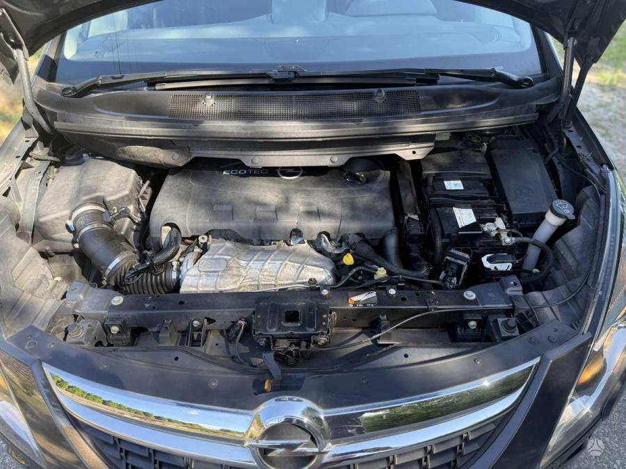 Brūns Opel Zafira Tourer 2012 Utena, ar dzinēja tilpumu 1.96 L un nobraukumu 182 tūkst. km par 5250 €, foto 17 vietnē AUTOMOTO.COM.LV
