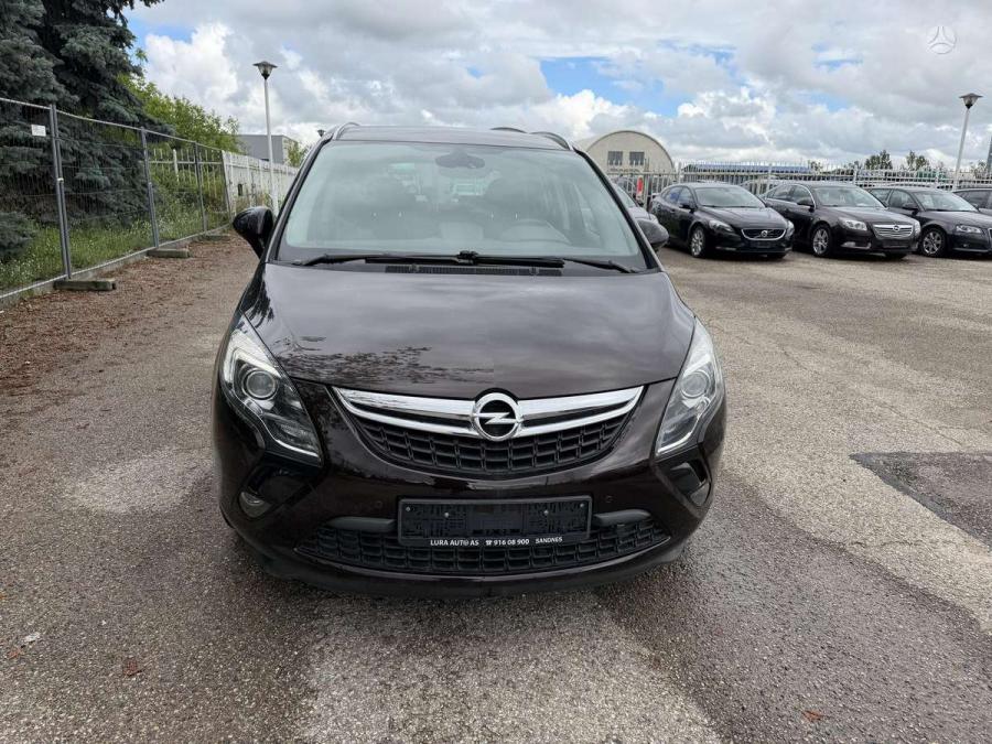 Коричневый Опель Zafira Tourer 2012 в Мариямполе, объемом двигателя 1.40 л и пробегом 190 тыс. км за 4250 €, фото 3 на AUTOMOTO.COM.LV