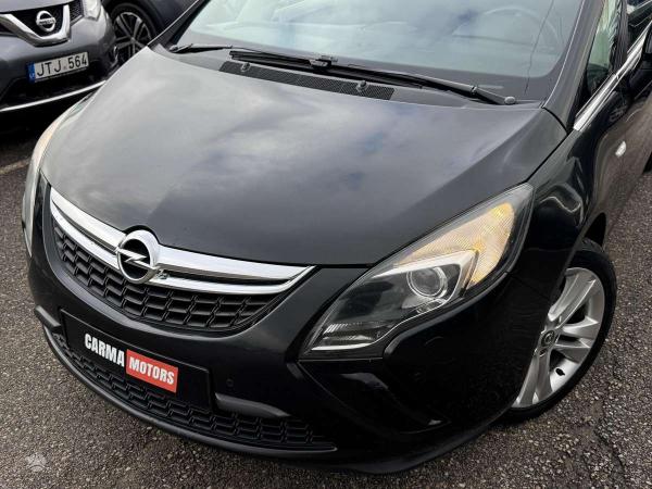 Brown Opel Zafira Tourer 2012 in Vilnius, with an engine capacity of 1.96 L and mileage of 162 thousand km for 4890 €, photo 4 on AUTOMOTO.COM.LV