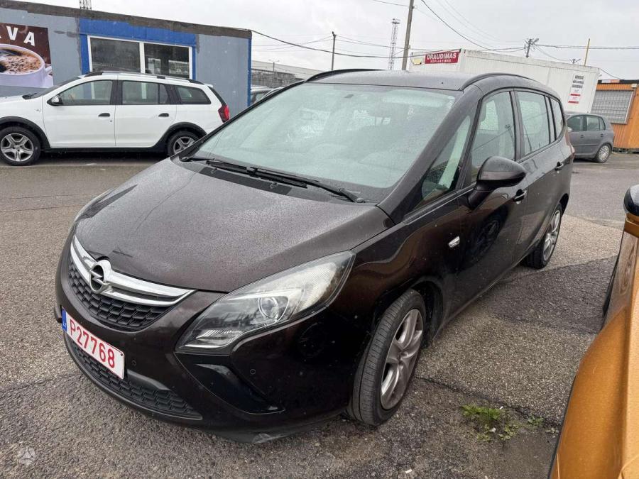 Коричневый Опель Zafira Tourer 2012 в Каунас, объемом двигателя 1.96 л и пробегом 285 тыс. км за 2850 €, фото 1 на AUTOMOTO.COM.LV