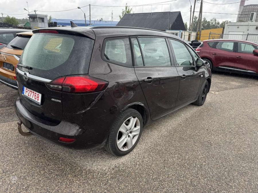 Коричневый Опель Zafira Tourer 2012 в Каунас, объемом двигателя 1.96 л и пробегом 285 тыс. км за 2850 €, фото 4 на AUTOMOTO.COM.LV