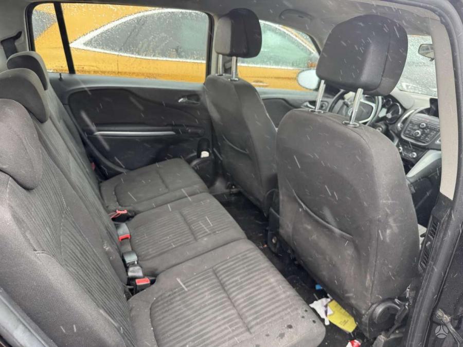 Коричневый Опель Zafira Tourer 2012 в Каунас, объемом двигателя 1.96 л и пробегом 285 тыс. км за 2850 €, фото 7 на AUTOMOTO.COM.LV