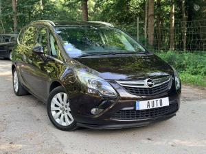 Коричневый Опель Zafira Tourer 2012 в Таураге, объемом двигателя 1.96 л и пробегом 179 тыс. км за 4999 €, фото  на AUTOMOTO.COM.LV