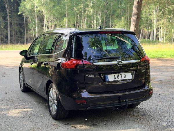 Коричневый Опель Zafira Tourer 2012 в Таураге, объемом двигателя 1.96 л и пробегом 179 тыс. км за 4999 €, фото 7 на AUTOMOTO.COM.LV
