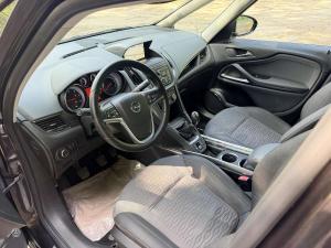 Коричневый Опель Zafira Tourer 2012 в Таураге, объемом двигателя 1.96 л и пробегом 179 тыс. км за 4999 €, фото 20 на AUTOMOTO.COM.LV