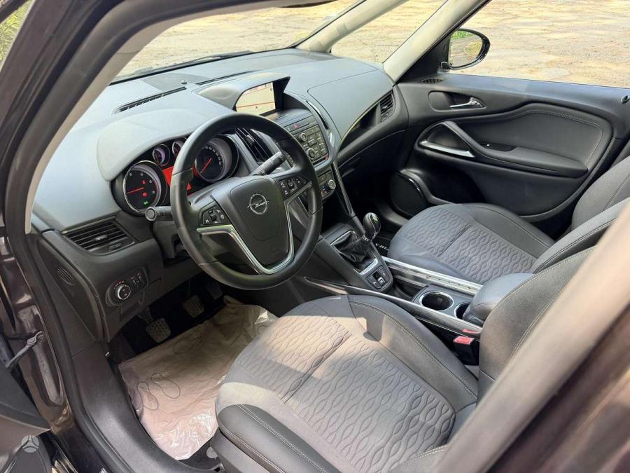 Коричневый Опель Zafira Tourer 2012 в Таураге, объемом двигателя 1.96 л и пробегом 179 тыс. км за 4999 €, фото 20 на AUTOMOTO.COM.LV