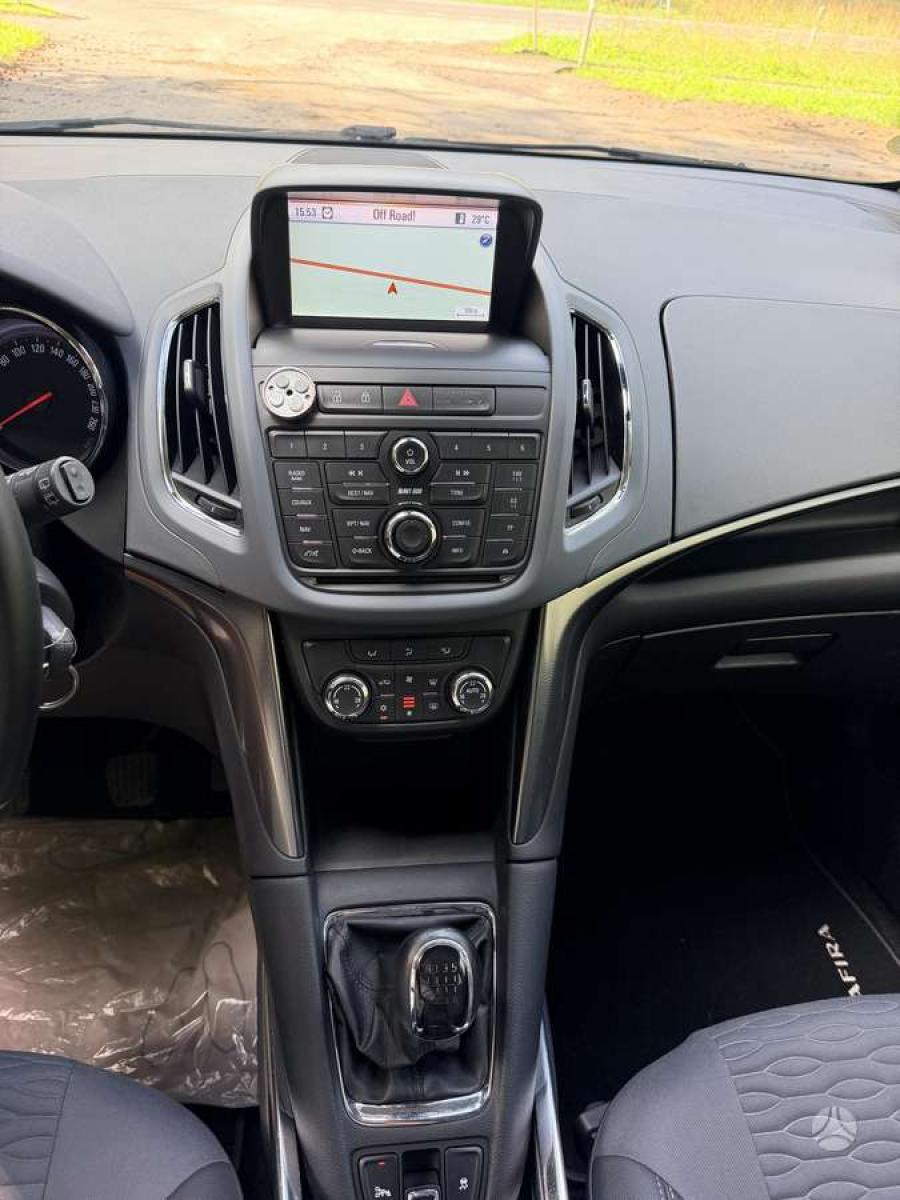Коричневый Опель Zafira Tourer 2012 в Таураге, объемом двигателя 1.96 л и пробегом 179 тыс. км за 4999 €, фото 21 на AUTOMOTO.COM.LV