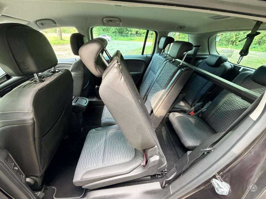 Коричневый Опель Zafira Tourer 2012 в Таураге, объемом двигателя 1.96 л и пробегом 179 тыс. км за 4999 €, фото 32 на AUTOMOTO.COM.LV