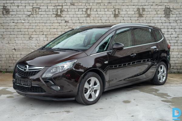 Brūns Opel Zafira Tourer 2012 Liepāja, ar dzinēja tilpumu 2.00 L un nobraukumu 271 tūkst. km par 6500 €, foto 2 vietnē AUTOMOTO.COM.LV