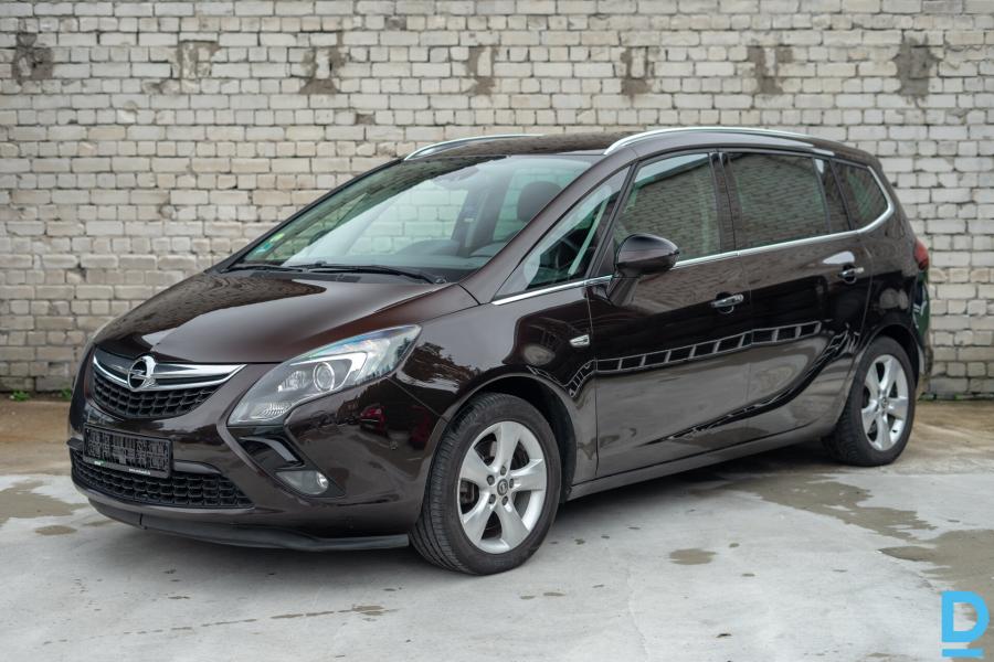 Коричневый Опель Zafira Tourer 2012 в Лиепая, объемом двигателя 2.00 л и пробегом 271 тыс. км за 6500 €, фото 3 на AUTOMOTO.COM.LV