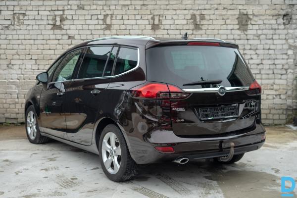 Brūns Opel Zafira Tourer 2012 Liepāja, ar dzinēja tilpumu 2.00 L un nobraukumu 271 tūkst. km par 6500 €, foto 3 vietnē AUTOMOTO.COM.LV