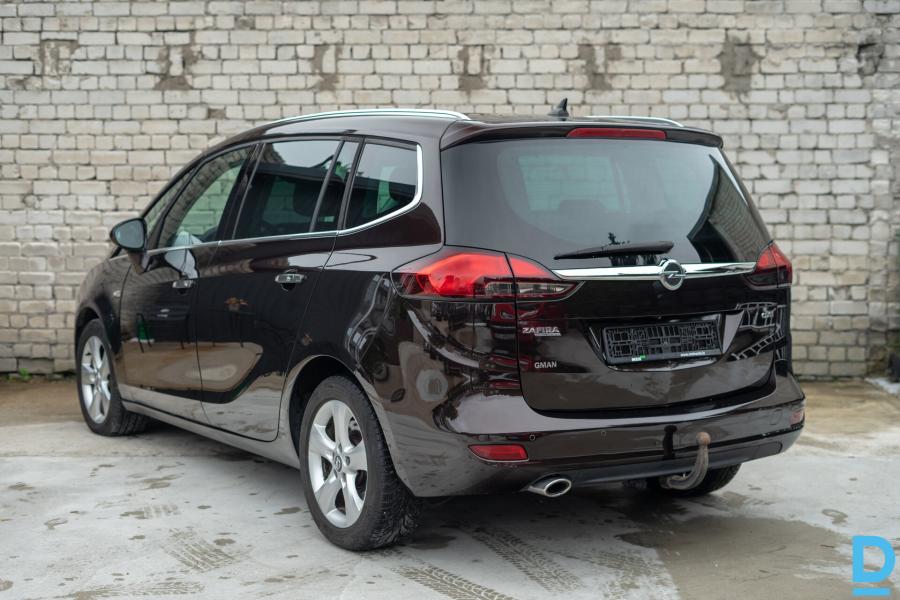 Коричневый Опель Zafira Tourer 2012 в Лиепая, объемом двигателя 2.00 л и пробегом 271 тыс. км за 6500 €, фото 4 на AUTOMOTO.COM.LV