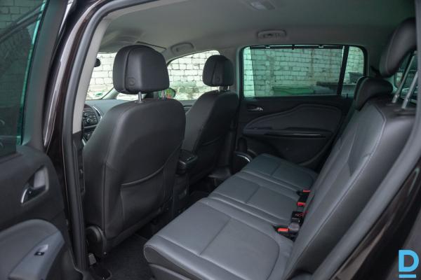 Brūns Opel Zafira Tourer 2012 Liepāja, ar dzinēja tilpumu 2.00 L un nobraukumu 271 tūkst. km par 6500 €, foto 6 vietnē AUTOMOTO.COM.LV