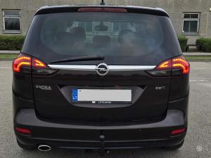 Brown Opel Zafira Tourer 2012 in Siauliai, with an engine capacity of 1.96 L and mileage of 320 thousand km for 4250 €, photo 10 on AUTOMOTO.COM.LV