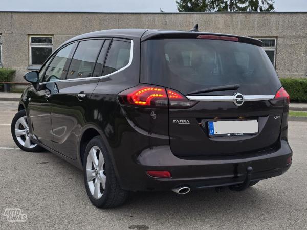 Коричневый Опель Zafira Tourer 2012 в Шяуляй, объемом двигателя 2.00 л и пробегом 320 тыс. км за 4300 €, фото 11 на AUTOMOTO.COM.LV